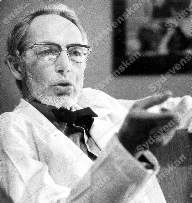 00336102 - Bilder i syd